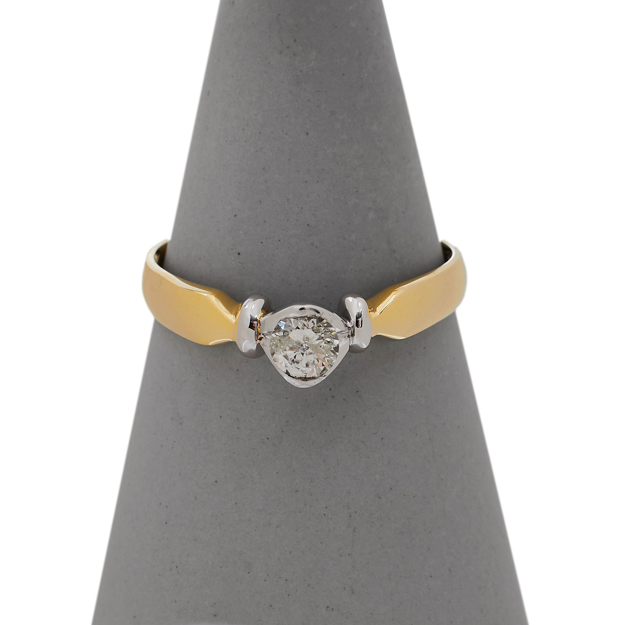 Pre-Owned 18ct Yellow Gold 0.33ct Solitaire Diamond Ring