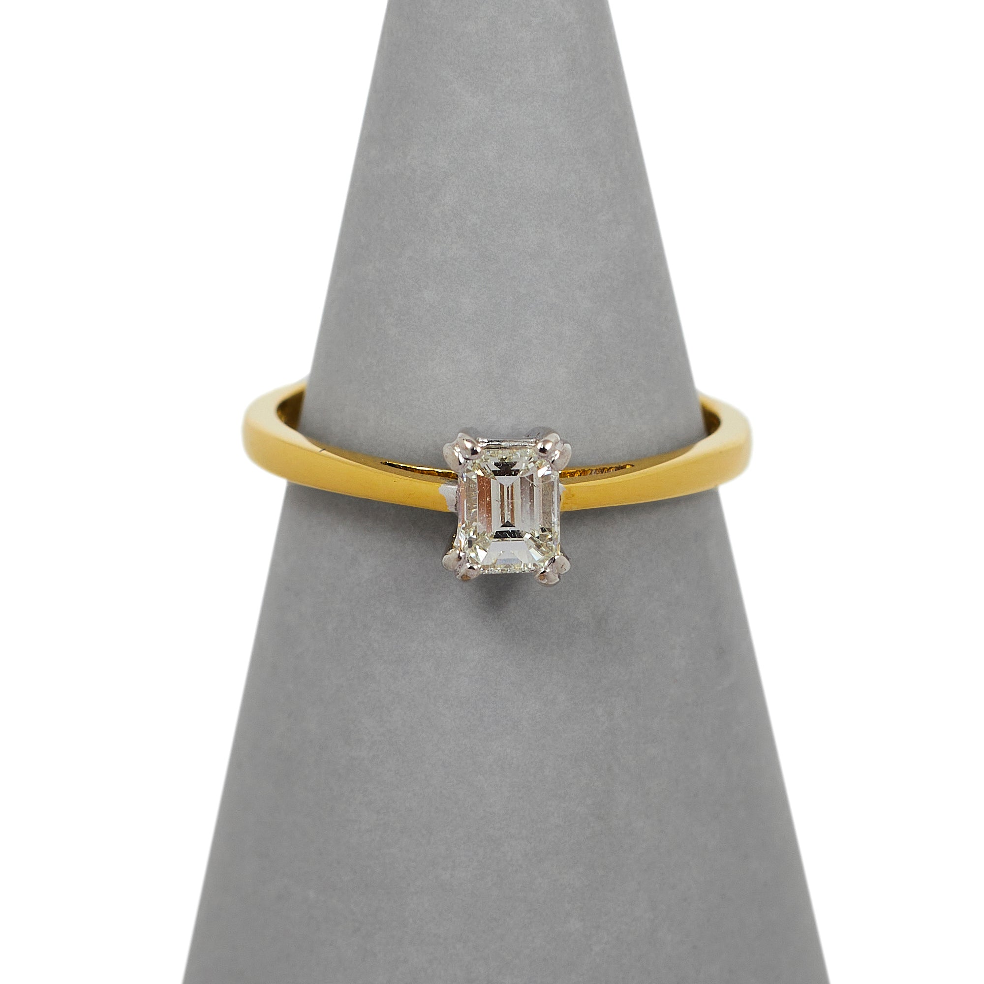 Pre-Owned 18ct Gold Emerald Cut Solitaire Diamond Ring