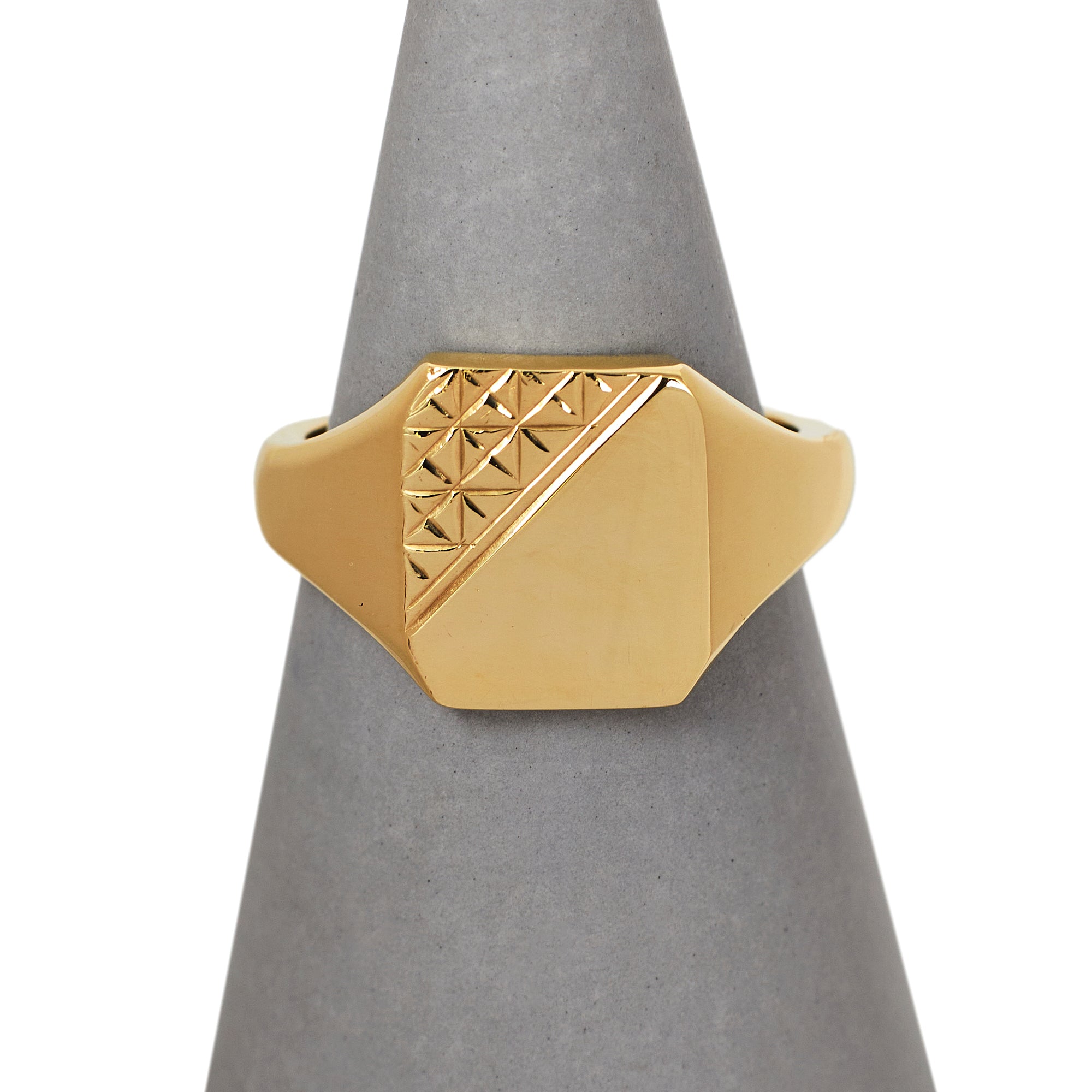 Pre-Owned 9ct Gold Star Pattern Signet Ring – Charles Fish